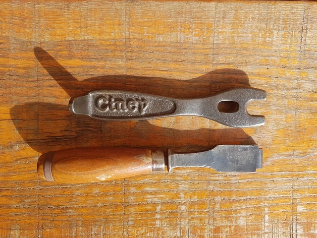 CLÉ POÊLE ANCIENNE Chaudière Gaziniere cuisinière CINEY PEUGEOT ancien ...