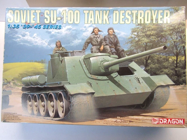 DRAGON 1:35 SCALE Soviet SU-100 Tank Destroyer Model Kit # 6075 EUR 22 ...