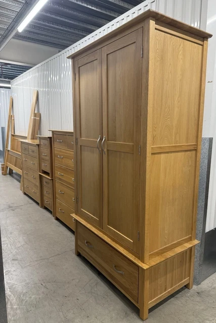 DEVON OAK KING Size Bed Frame, Double Wardrobe, Bedsides & 2 Chest of ...