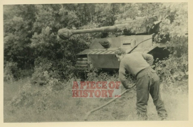 WW2 ORIGINAL PHOTO GERMAN Heavy tank Panzerkampfwagen VI Tiger panzer ...