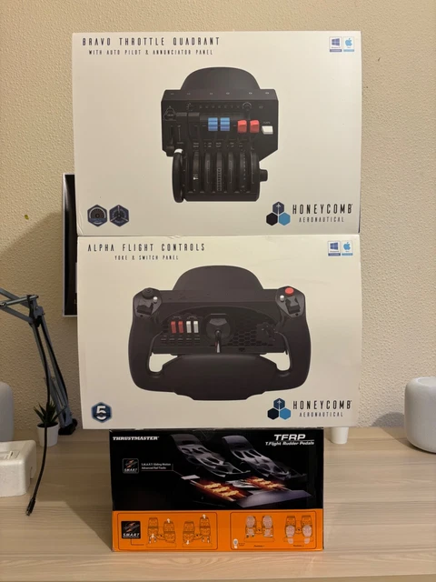 FLIGHT SIM SETUP, Alpha Bravo throttle, honeycomb yoke, Thrustmaster ...