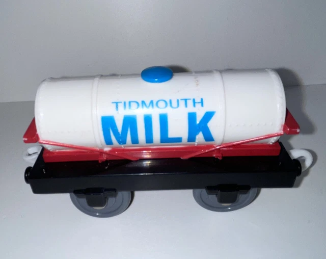 THOMAS & FRIENDS Trackmaster Sodor Milk Tanker Train Tomy HIT Toy EUR ...