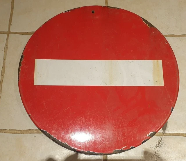 PLAQUE ÉMAILLÉE ANCIENNE SENS INTERDIT panneau routier 1971 EUR 50,00 ...