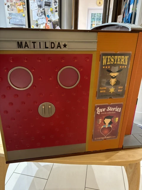 OUR GENERATION CINEMA / Movie Theatre Building And Accessories RARE £20 ...