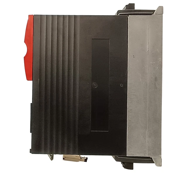 CONVERTIDOR SEW EURODRIVE MDF60A0030-5A3-4-00 PN: 0826466X con mando ...