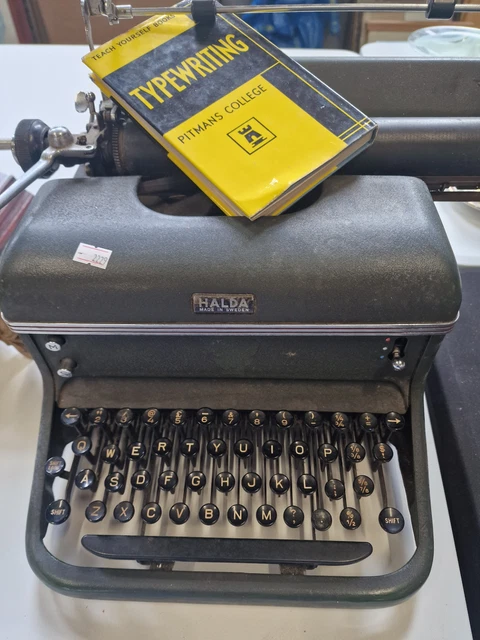 VINTAGE HALDA TYPEWRITER - 1950s £49.99 - PicClick UK