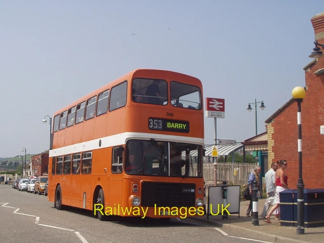 BUS PHOTO - Bus at Barry Island Railway Station c2007 £1.60 - PicClick UK