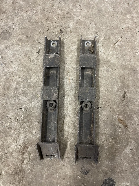 LAND ROVER DEFENDER 110 5 Door Rear Tub ( Pair ) Seatbelt Support Tdi ...