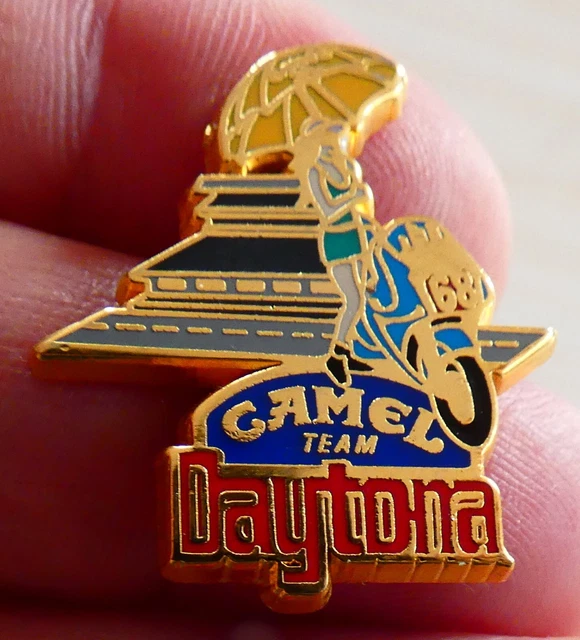 RARE PIN'S GRAND Prix Moto Daytona Camel Team Pin Up Zamac EUR 34,99 ...