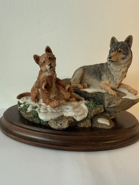 COUNTRY ARTISTS - CA 643 'Wolf Mother And Cubs' Unboxed £13.20 ...