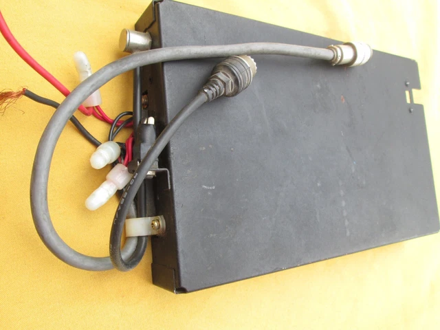 ICOM IC-A200 RADIO Panel Mounting Tray with Connectors EUR 158,09 ...