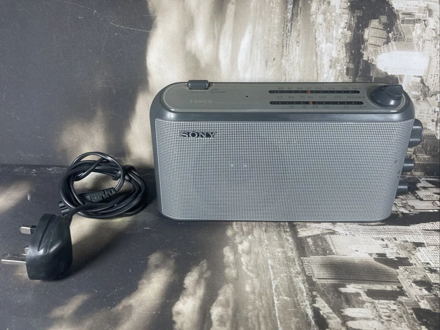SONY ICF-703L FM/U MW/M LW/K Tabletop Portable Battery or Mains Radio ...