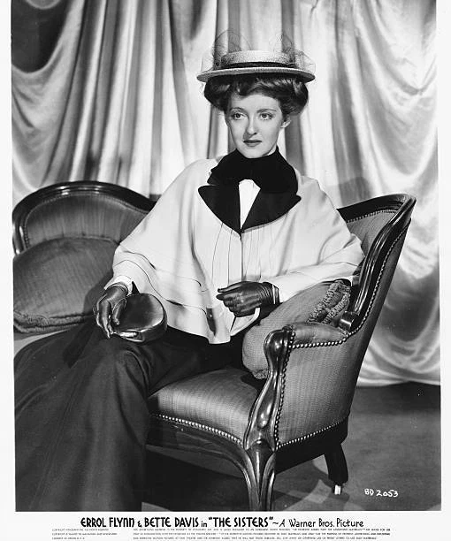 ACTRESS BETTE DAVIS Wearing Period Costume 1938 Old Photo EUR 6,62 ...