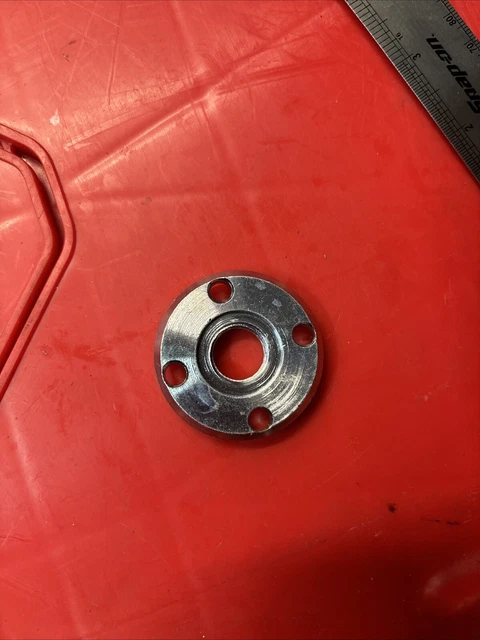 SNAP ON TOOLS 18v Angle Grinder CTGR8850 Disc Clamping Nut Holder ...