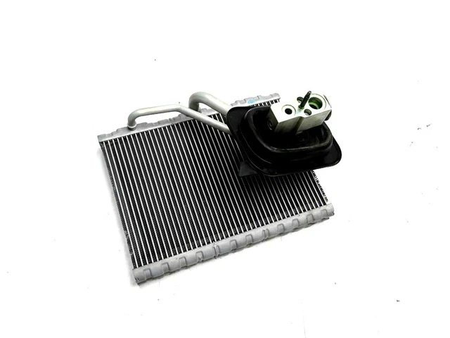 ORIGINAL MERCEDES VITO W447 CDI evaporator expansion valve Behr ...