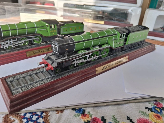 ATLAS EDITION A4 Class LNER Flying Scotsman Train Model 1-100 Scale ...