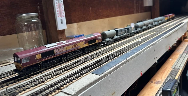 COMPLETE BACHMANN/HATTONS CLASS 66+3 Wagon Rail Head Treatment Train ...