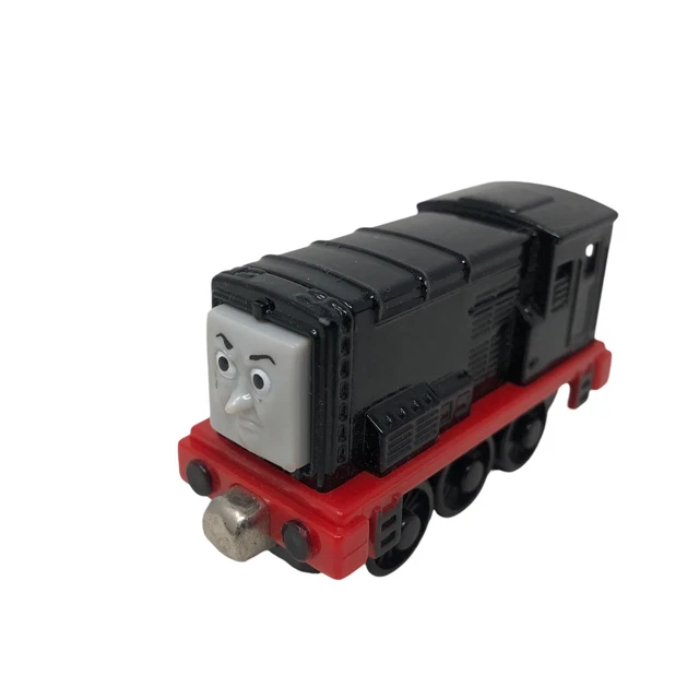 THOMAS AND FRIENDS Black Diesel Diecast Take Along and Play 2009 £19.29 ...
