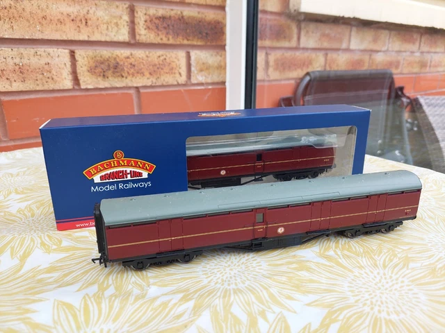 BACHMANN 34 - 654 Thompson Full Brake Coaches x2 £40.00 - PicClick UK
