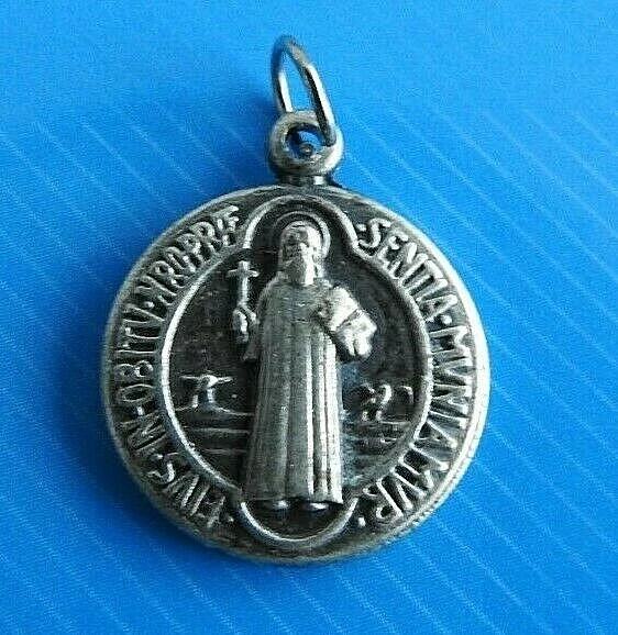 #1758# MEDAILLE RELIGIEUSE ancienne " Sentia Muniamur " - argenté EUR ...