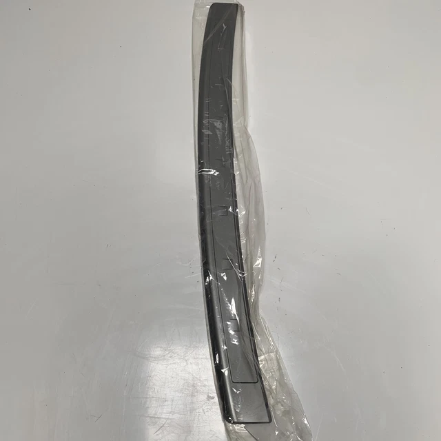 GENUINE MAZDA 2 2005-2007 Rear Bumper Step Plate - D375-V4-080F-S2 £80. ...