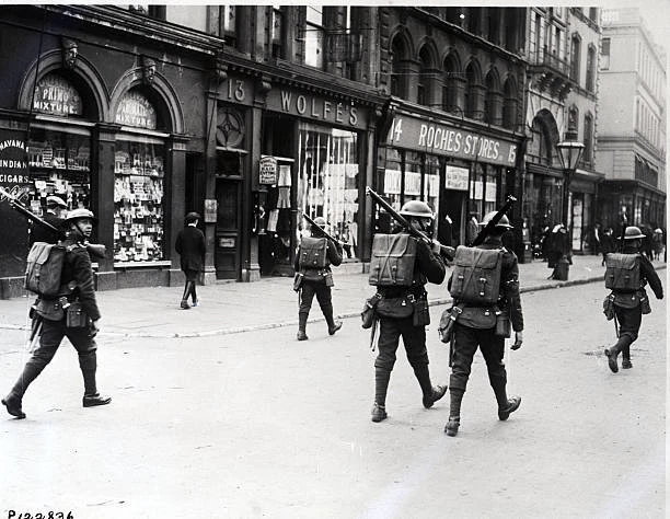 MARTIAL LAW TROUBLED Cork English troops fully equipped patrol- 1920 ...