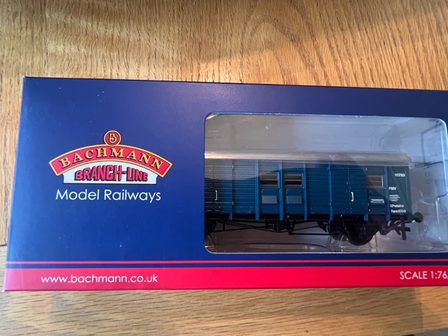 BACHMANN 39-528 OO Gauge Ex-Southern Covered Carriage Truck CCT BR Blue ... BACHMANN 39-528 OO Gauge Ex-Southern Covered Carriage Truck CCT BR Blue ...