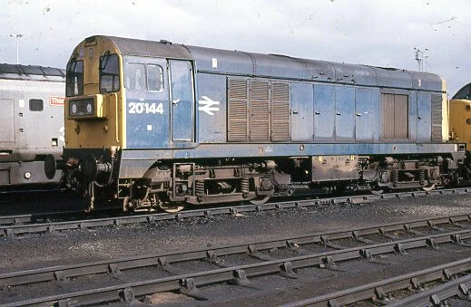 ORIGINAL COLOUR SLIDE of 20144 BR class 20 diesel loco £0.99 - PicClick UK
