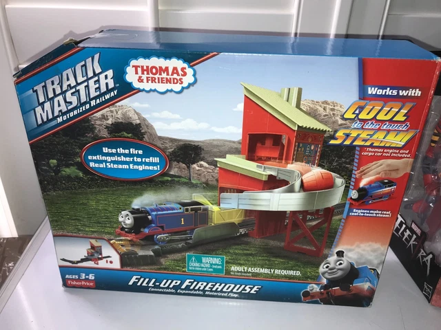 THOMAS AND FRIENDS Track Master Fill-Up Firehouse Motorized Railway Set ...