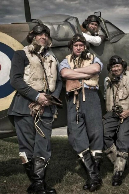 BRITISH MILITARY PILOTS near fighter jet WW2 Photo Glossy 4*6 in ε012 £ ...