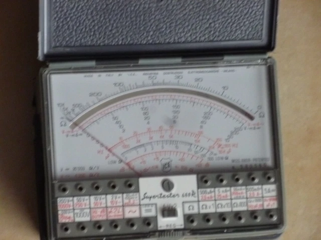 KAUM GEBRAUCHTES ANALOGES Multimeter Supertester 680R ICE Milano Italy ...