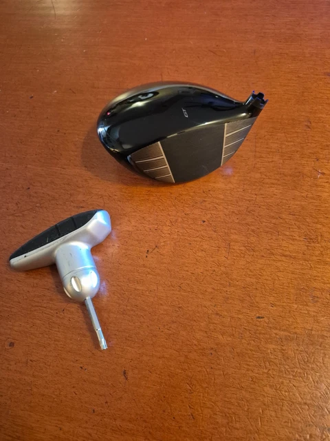 NEW W PLASTIC ON SOLE 2025 Titleist GT3 Driver RH 10° Driver Head Only ...