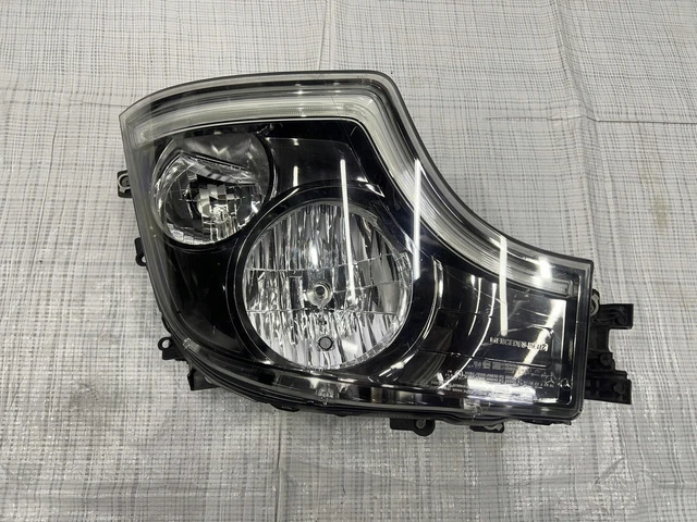 FRONTSCHEINWERFER MERCEDES-BENZ W961 LED Rechts A9618204139 EUR 570,00 ...