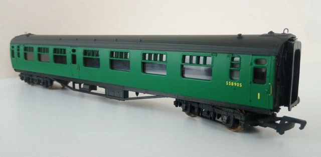 BACHMANN 34-551 OO Gauge SR Bulleid 63ft Composite Coach Malachite ...