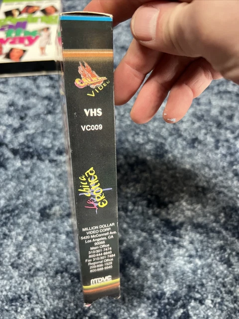 PICK UP GIRLS Vhs 1981 La Chica Erotica Million Dollar Video Corp SPAGNOLO RARO EUR 36,98 ...