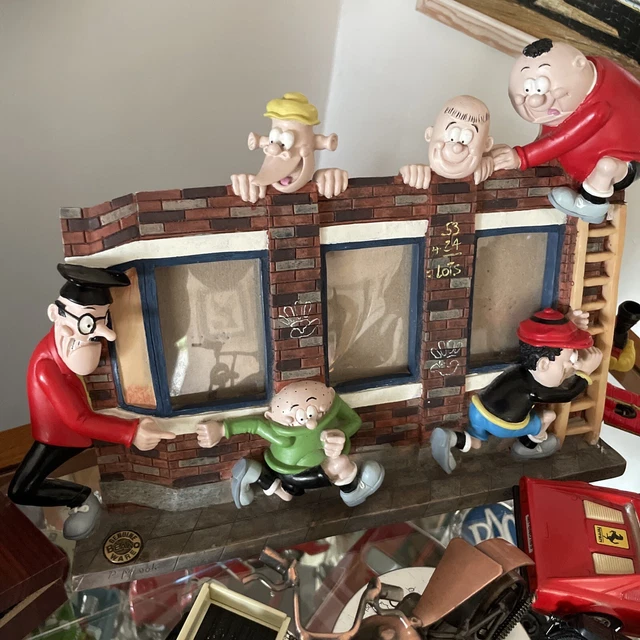 BEANO COLLECTION PHOTO frame Dennis the menace gnasher plug £23.00 ...