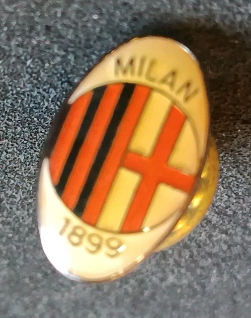 SPILLA PINS DISTINTIVO Stemma Simbolo Badge Logo Crest Club Milan ...
