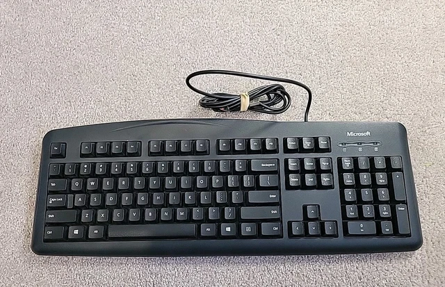 MICROSOFT WIRED USB Keyboard 200 Simple Layout Black $6.00 - PicClick