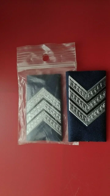 GALONS PASSANTS EPAULES - Sous Brigadier CRS - Obsolètes - Dim: 4cm/7cm ...