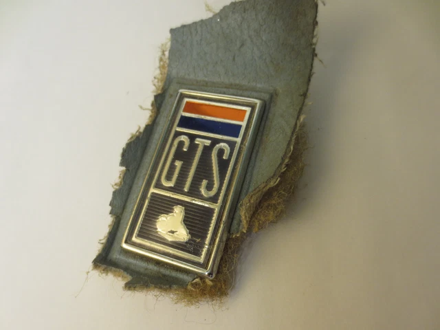 ORIGINAL HOLDEN HK HT HG Monaro GTS Seat metal car badge / emblem EUR ...