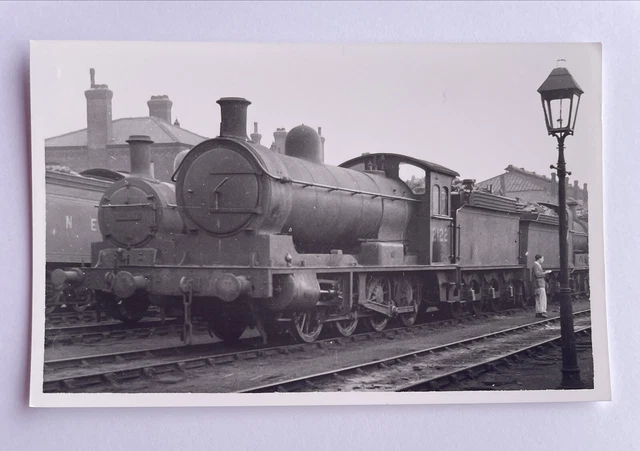 LNER RAILWAY LOCOMOTIVE Photograph - 2122 Doncaster - E17 £3.50 ...