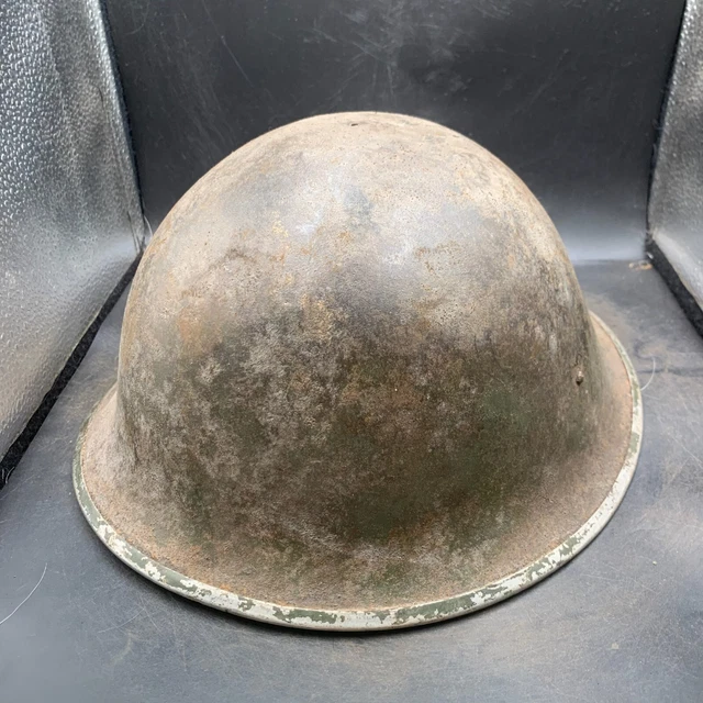 ORIGINAL BRITISH/CANADIAN ARMY WW2 Mk3 Turtle High Rivet Combat Steel ...