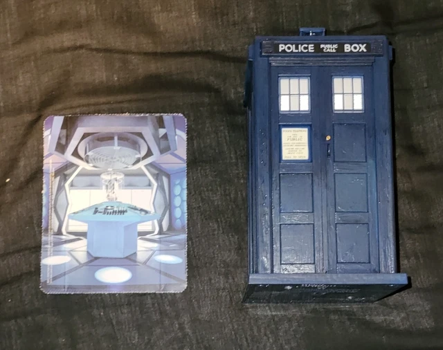 DOCTOR WHO FUGITIVE Doctor Tardis Figure with Interior Insert - Read ...