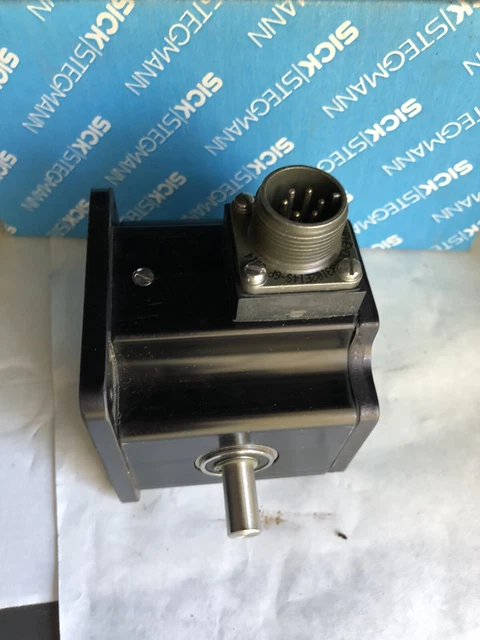 NEW SICK STEGMANN Hd32-2-5E-0010 Rotary Encoder, 3/8" Shaft 6-111514 ...