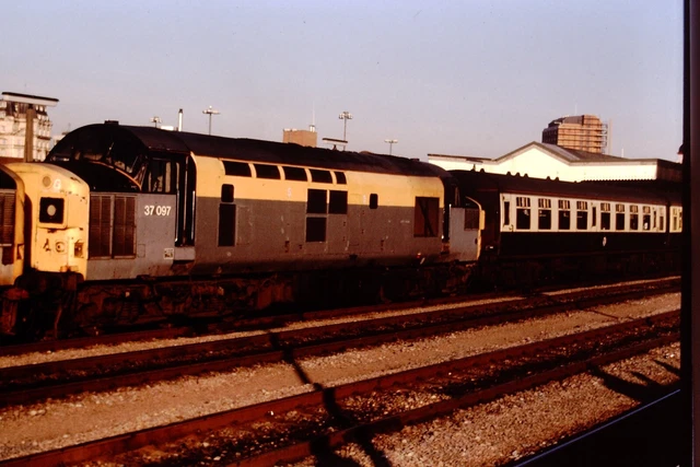1997 BRITISH RAIL BR Diesel Loco 37097 Railway Slide Ref 2671 £3.99 ...
