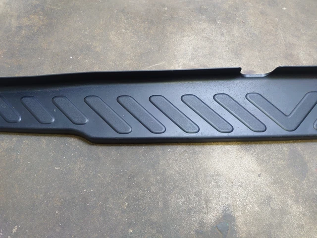 GENUINE NISSAN NAVARA Np300 Rear Bumper Cover Strip 2016-2022 £84.99 ...