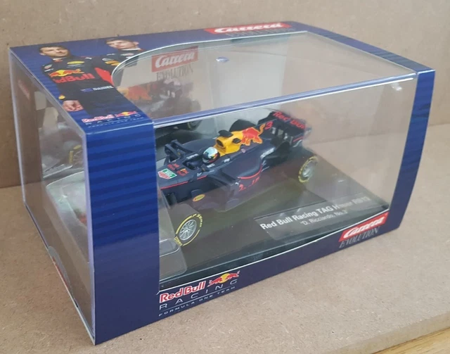 PRE OWNED CARRERA 1:32nd Scale Red Bull Racing RB1 "Daniel Ricciardo ...