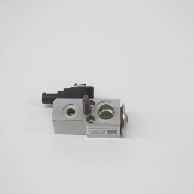 TESLA MODEL 3 Air Conditioning Expansion Valve 1101878-00-A 2019 £51.29 ...