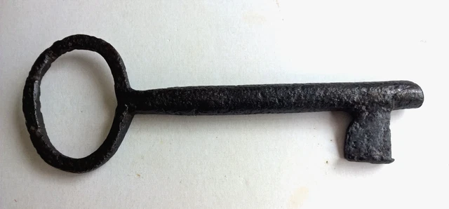 SUPERBE ET RARE ancienne clef cle de serrure en FER FORGE XVIIIe EUR 35 ...