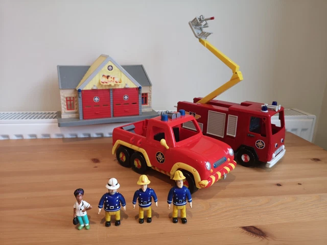 FIREMAN SAM Friction Jupiter Fire Station Push Along Fire Truck Venus 5 ...